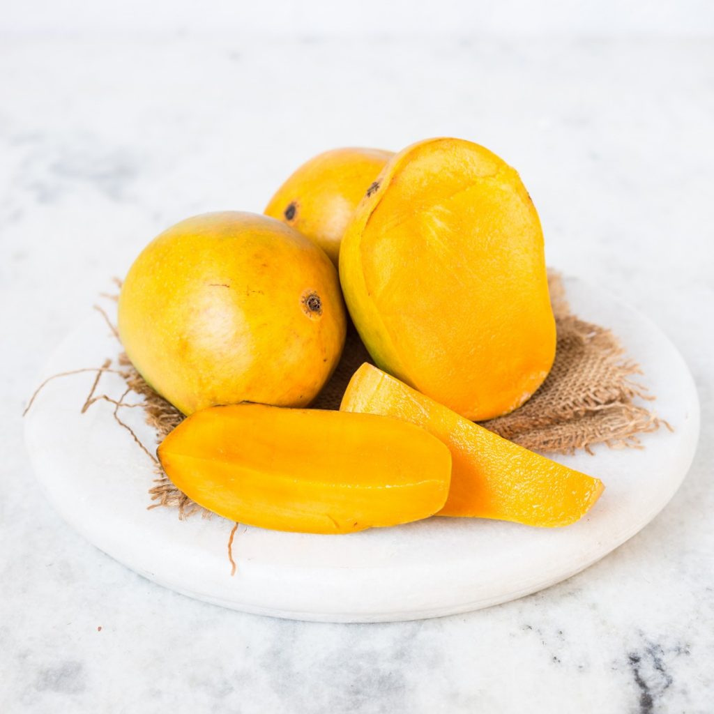 Indian Kay Bee Alphonso Mango Box — MomoBud