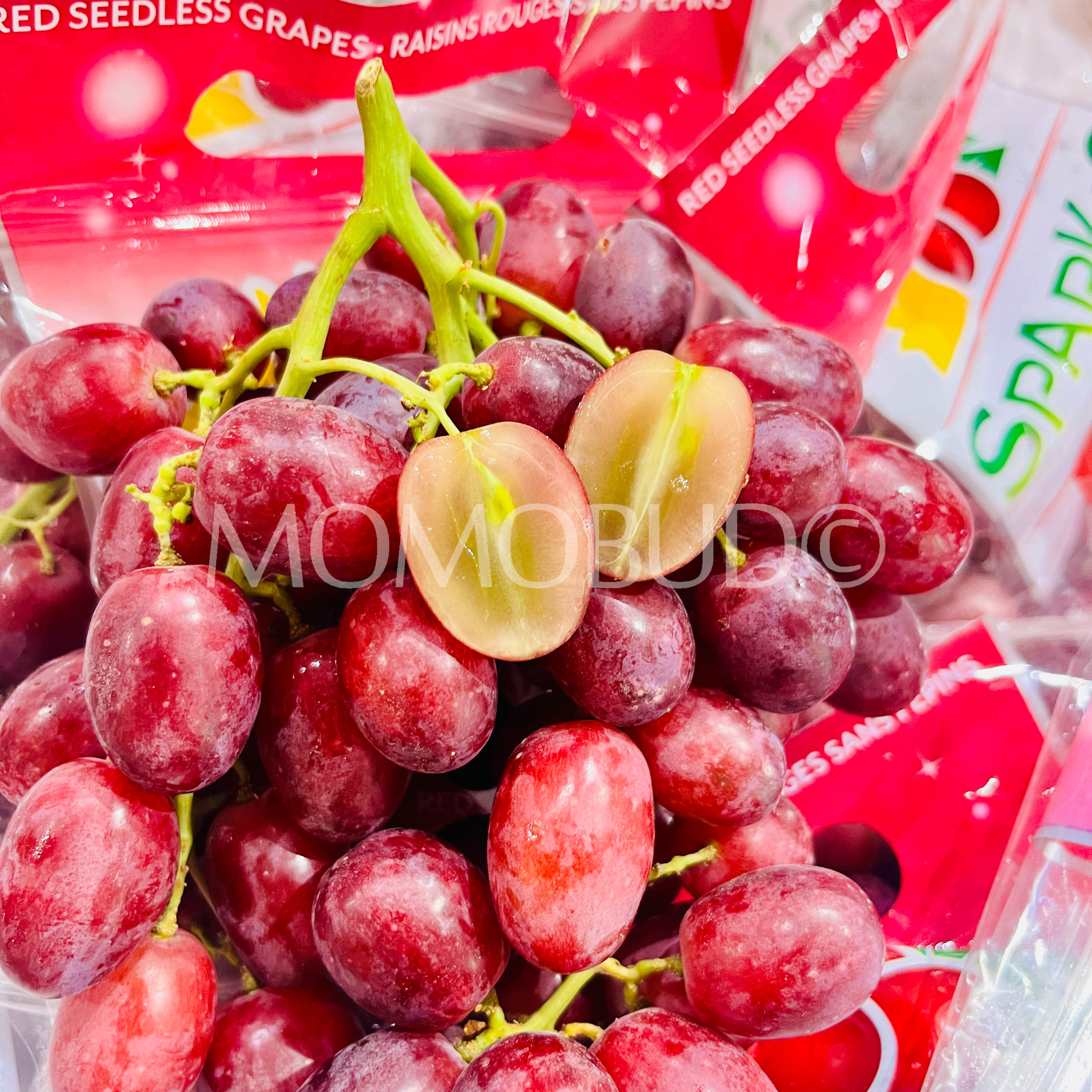 Sparkle™ Red Seedless Grapes (1kg) — MomoBud