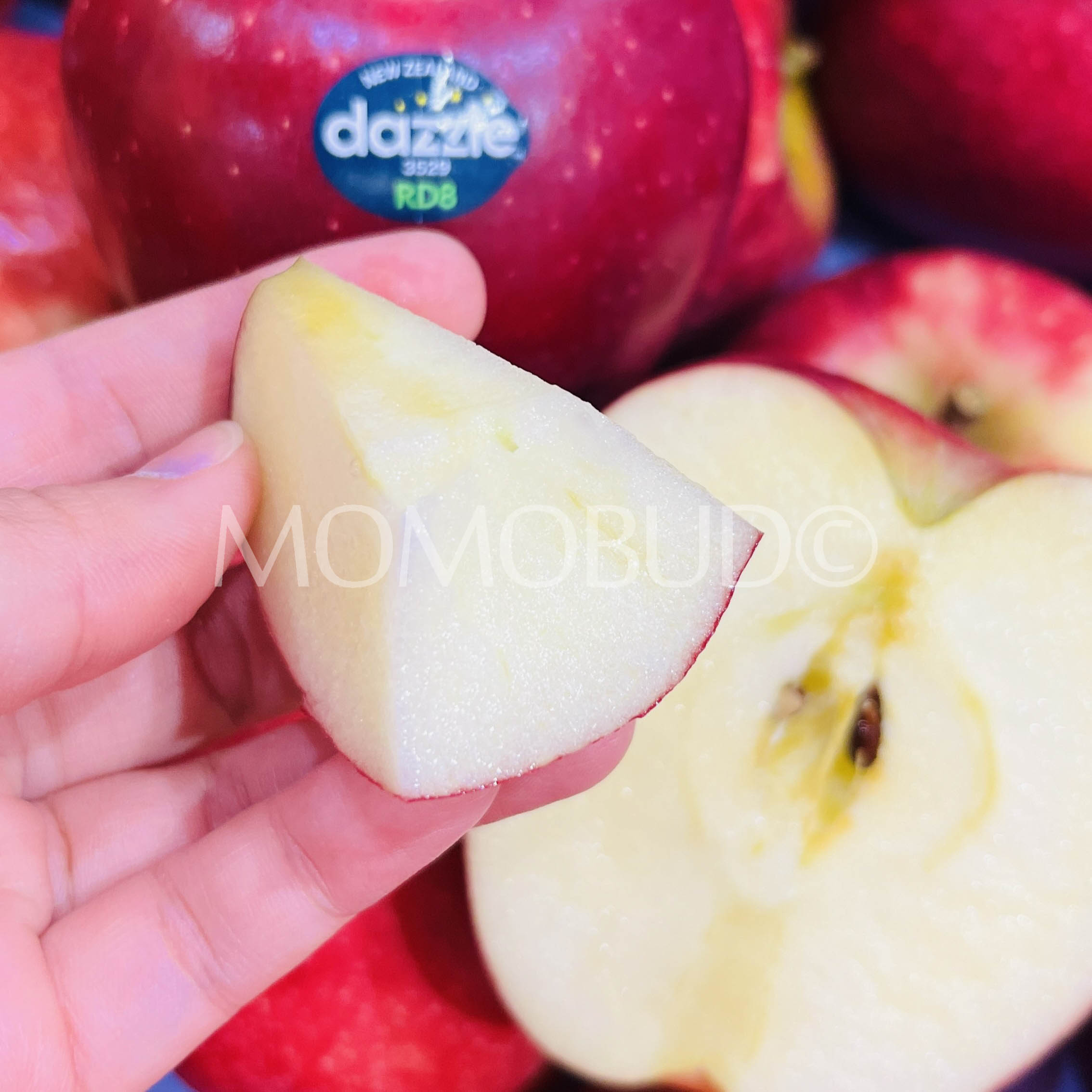 Dazzle™ Apple (Medium, 5pcs) — MomoBud