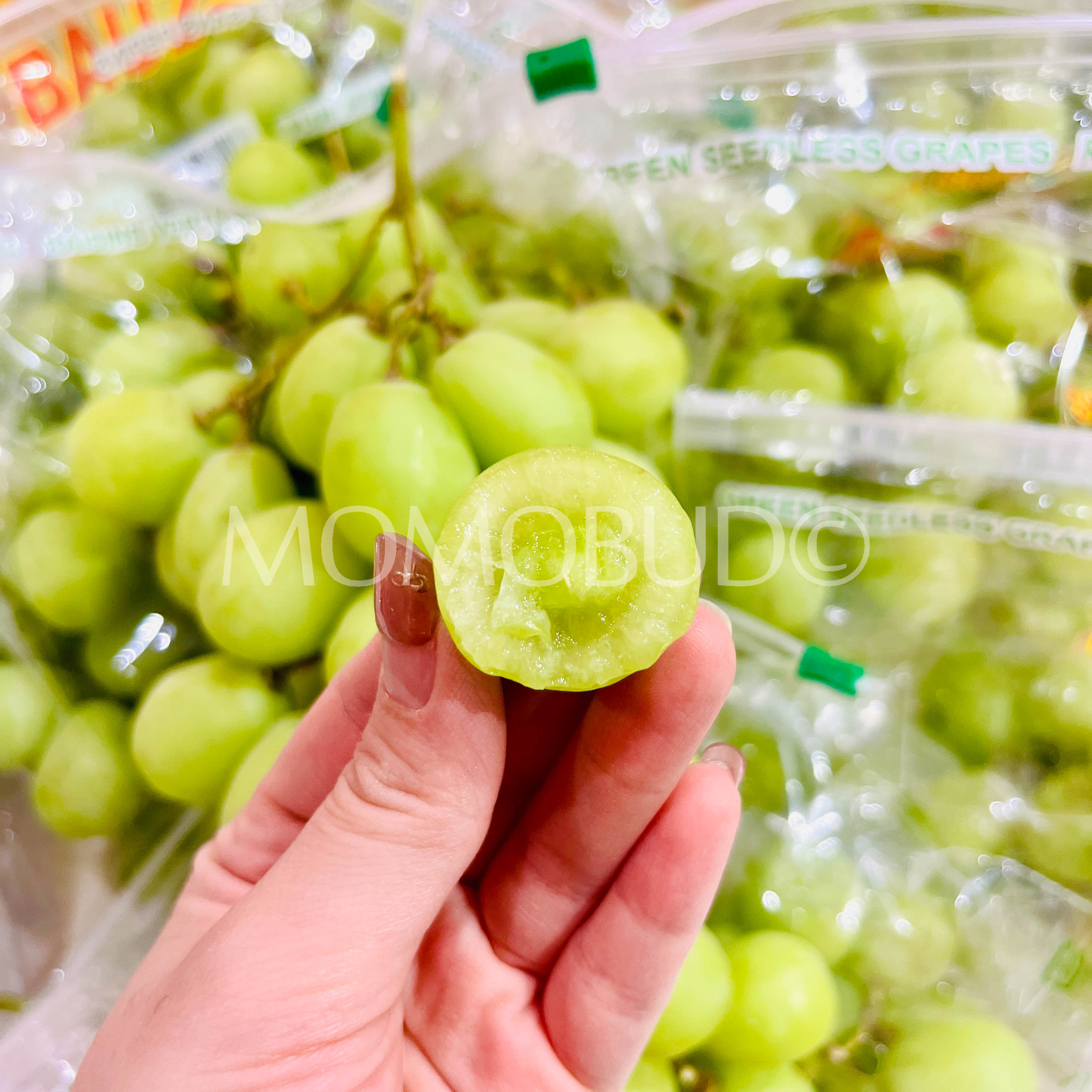 Chilean Premium Sweet Globe® Green Seedless Grapes (1kg) — MomoBud