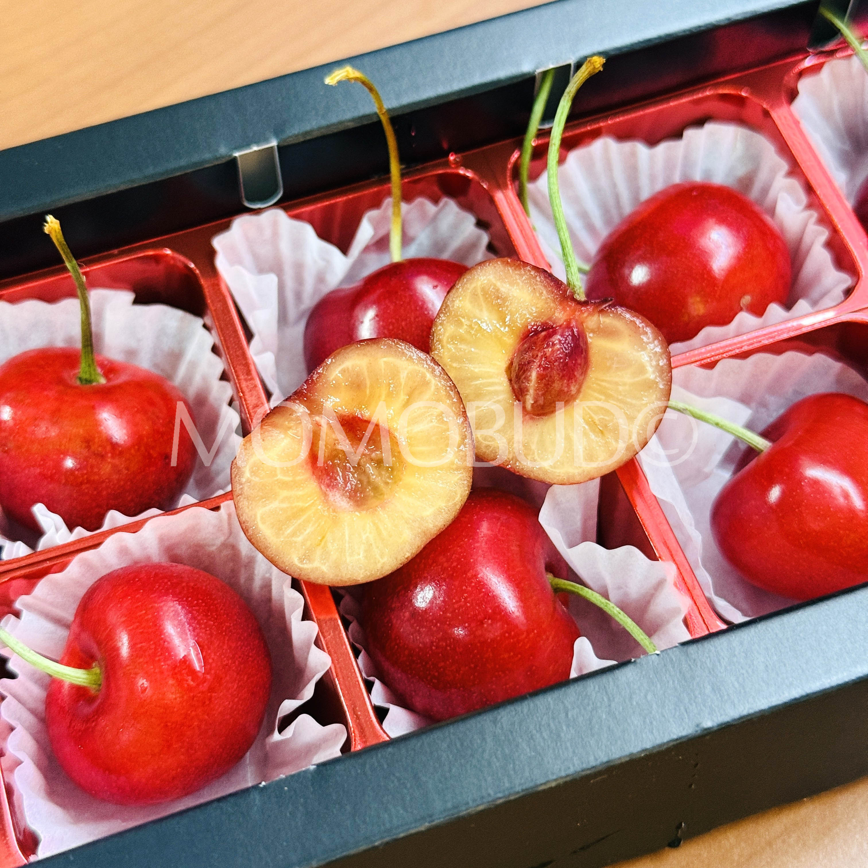 Japanese Beni Shuho Sakuranbo (Cherry) Gift Box (Tokushu Grade) — MomoBud