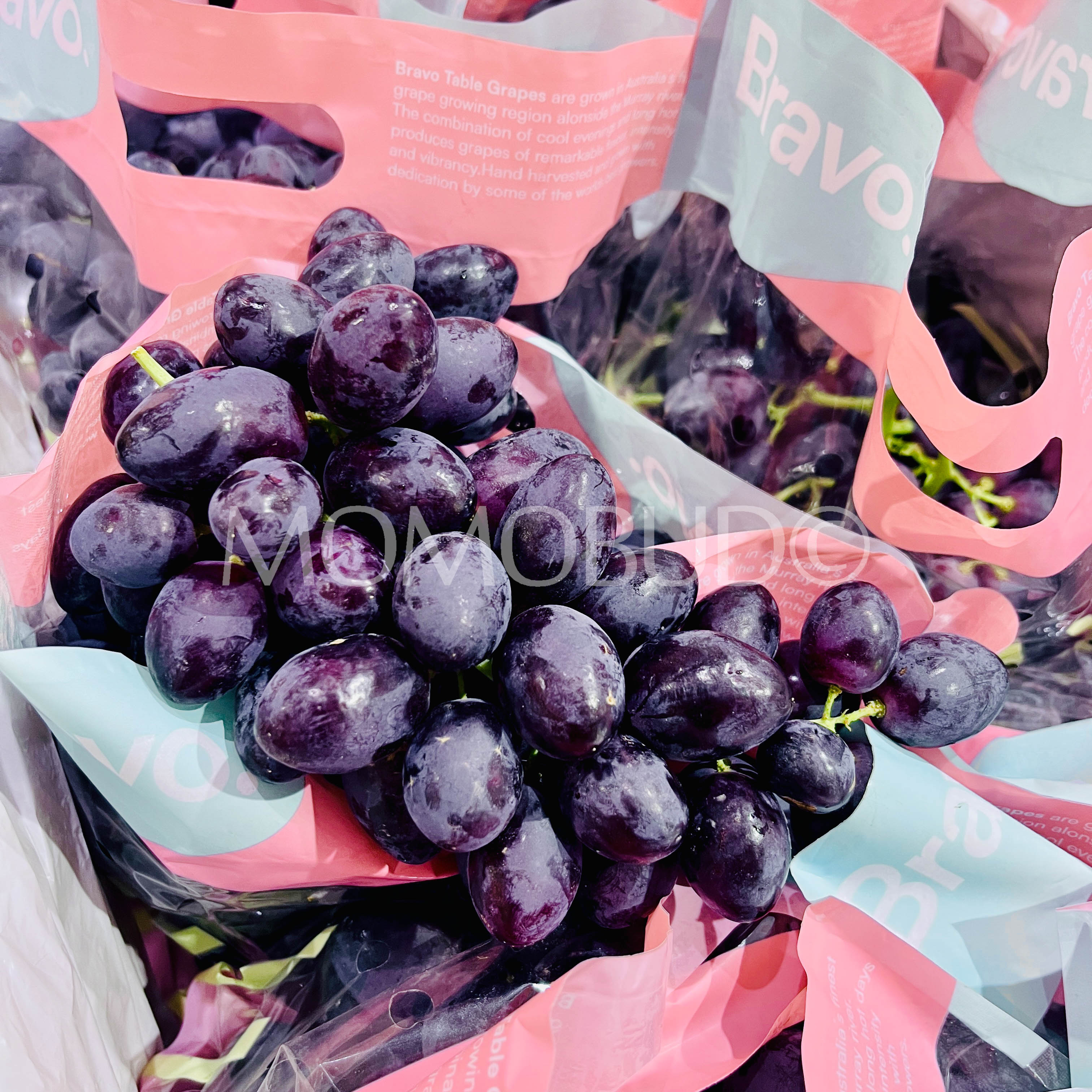 Sweet Favors™ Black Seedless Grapes (1kg) — MomoBud